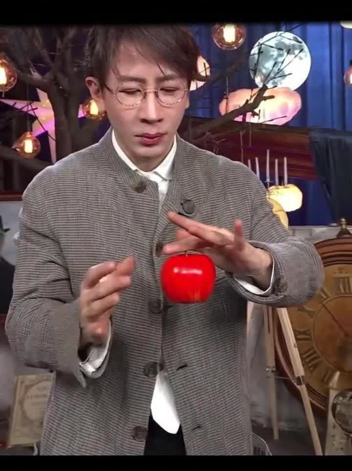 揭秘悬浮苹果魔术 #魔术