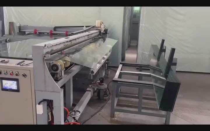 看玻璃是如何自动上片、切割、掰片无人化操作的,自动上片,玻璃切割...