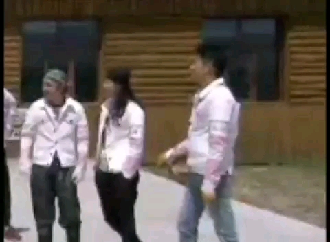 【重传】凤凰传奇在奔跑吧兄弟上的可爱互动,哦吼