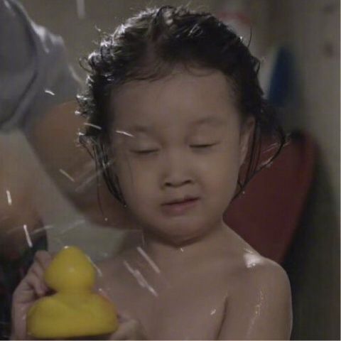 是雪融融吖 