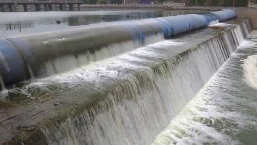 区城管执法局组织开展2020年城市防汛抗洪抢险演练活动