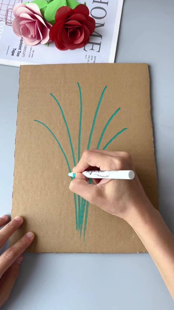 手工:用快递纸箱制作超简单的母亲节手工