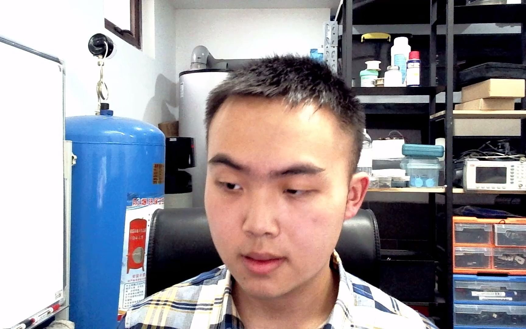 今年显卡大涨价,我带大家造显卡!第一期:显卡的基本结构和芯片介绍