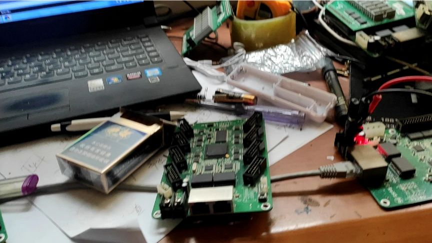 卡莱特老版5A接收卡和新版的i5A能通用吗?有什么区别?