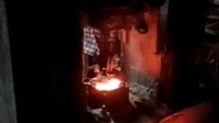 石墨乳脱模剂,延长模具使用寿命,对锻件起到保护作用