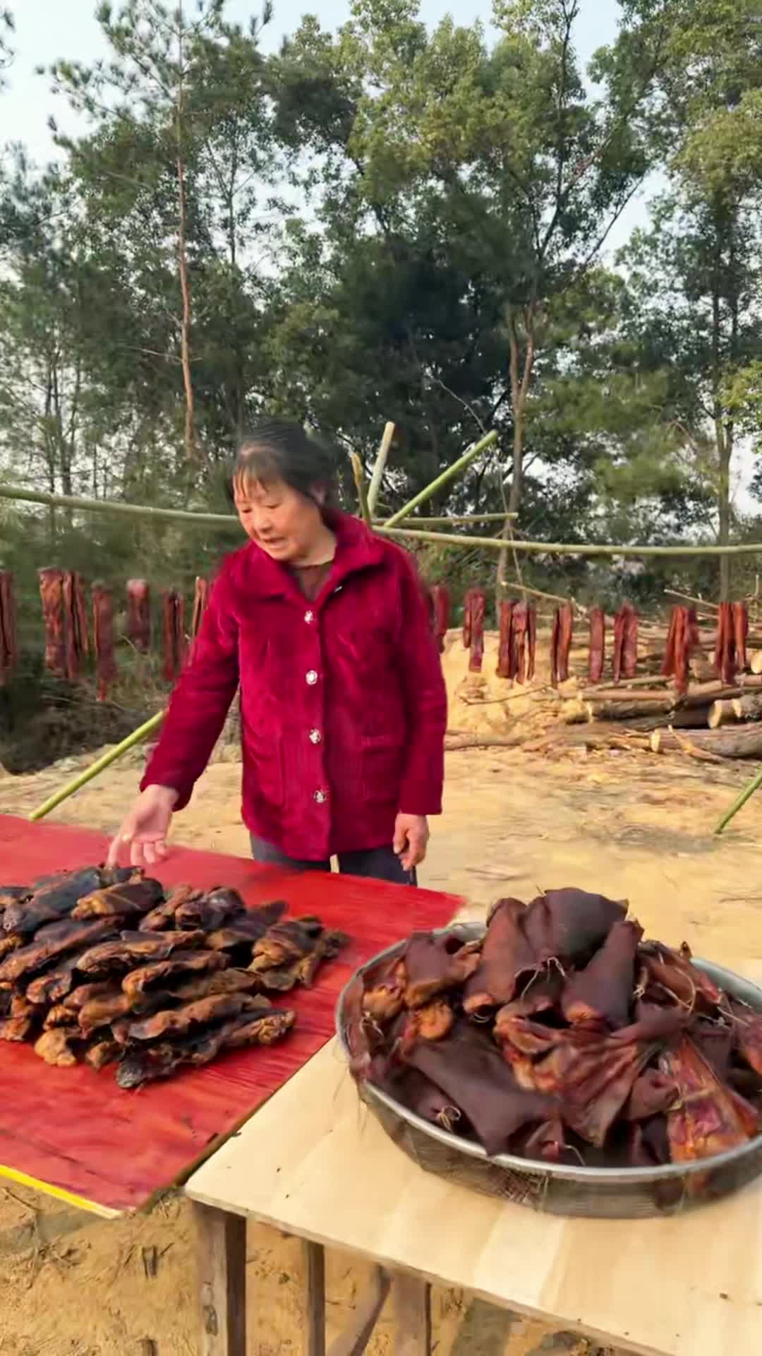 ...美食 #乡村美食 #传统美食文化 #农村美食 #湖南腊味 @DOU+小助手