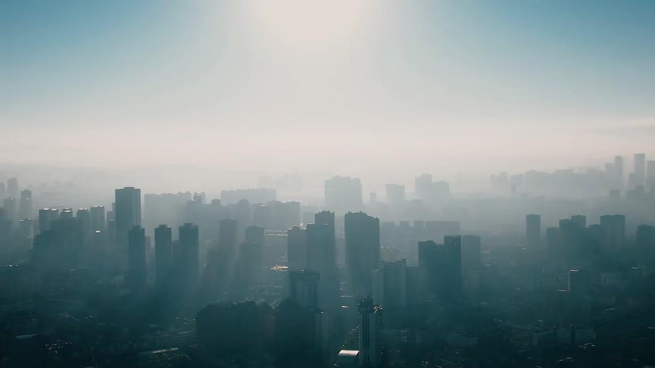 ...家门口"。活动通过现场咨询与互动,推广职业技能、学历提升等继续...