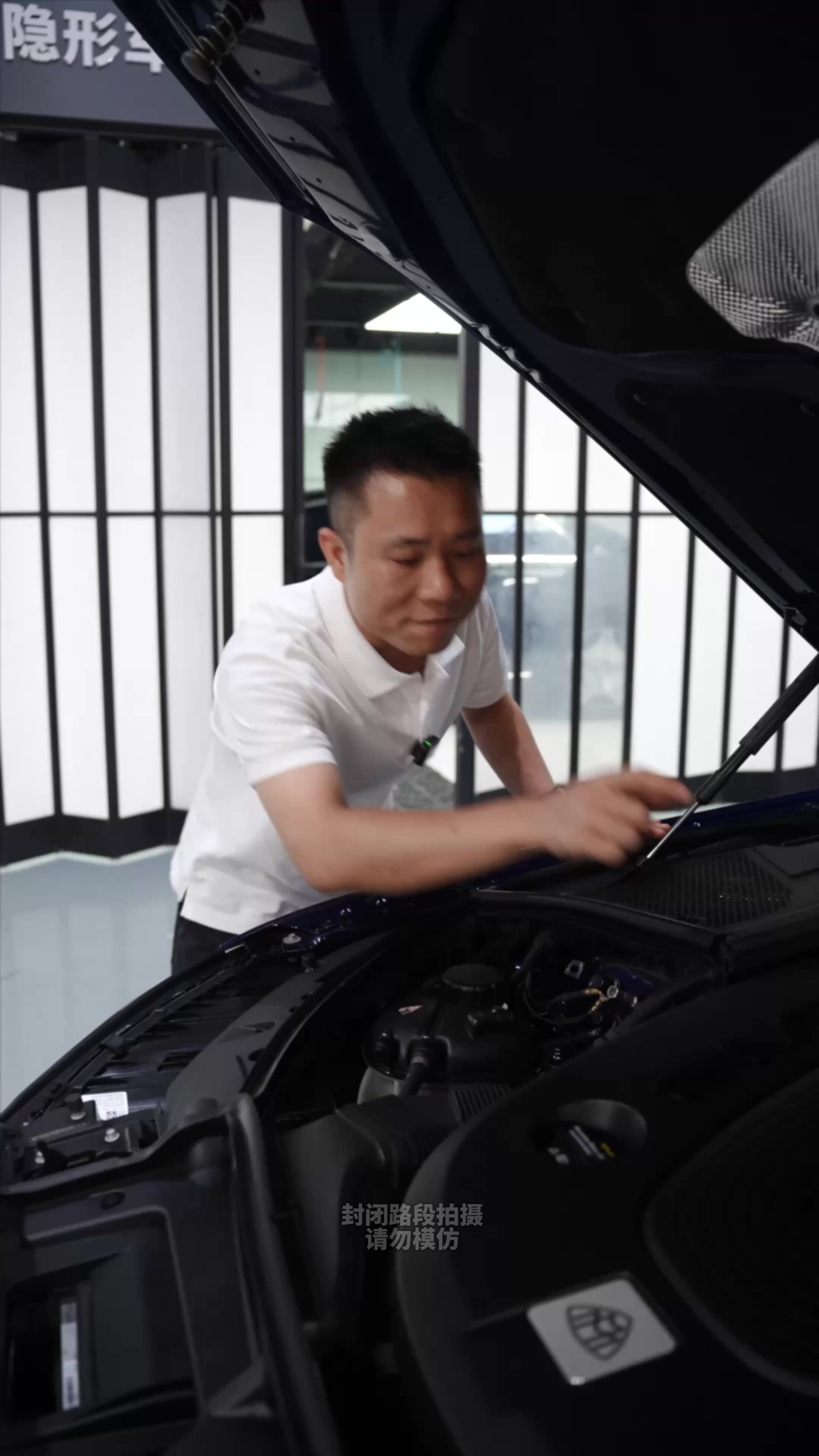 迈巴赫S680也没选十度后轮转向? 这一个功能无论是选配还是后改都...