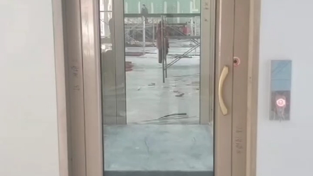 家用三层电梯平开门