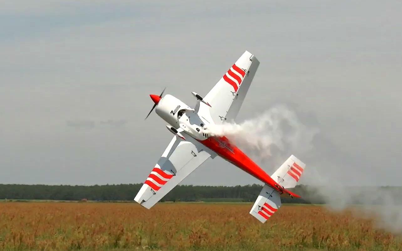 【航模3D】暴力花式特技飞行Extra300的精彩视频