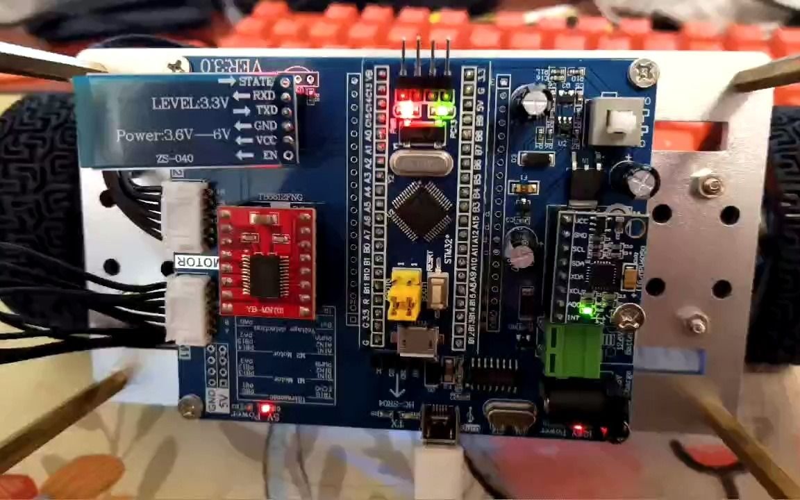 STM32CubeIDE滴答定时器下的LED100HZ闪烁任务