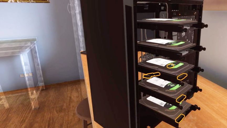 这客户装这么多硬盘是要存什么呢?