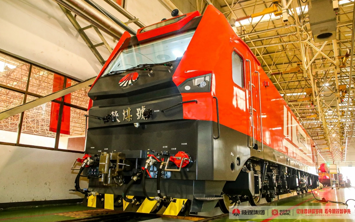 【中国中车】我国首型零排放大功率双源制电力调车机车在株机公司...