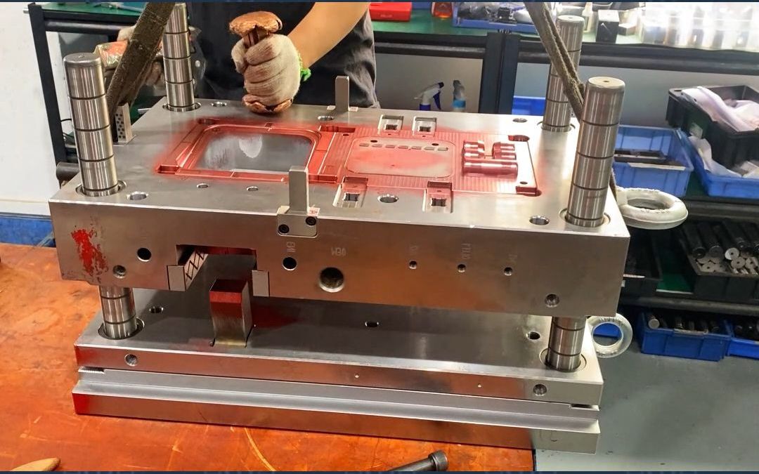 模具老师傅的责任心体现在哪些方面?