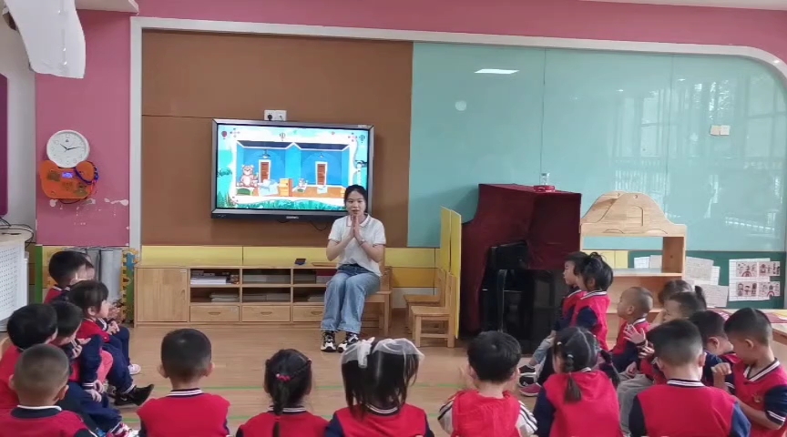 幼儿园公开课丨小班数学《大大小小》有配套课件教案