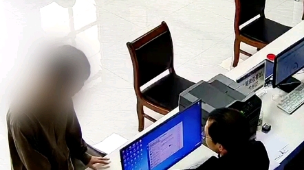 ...”还能赚钱?“约炮”亲历者口述:如何落入“桃色陷阱”被骗9.8万元