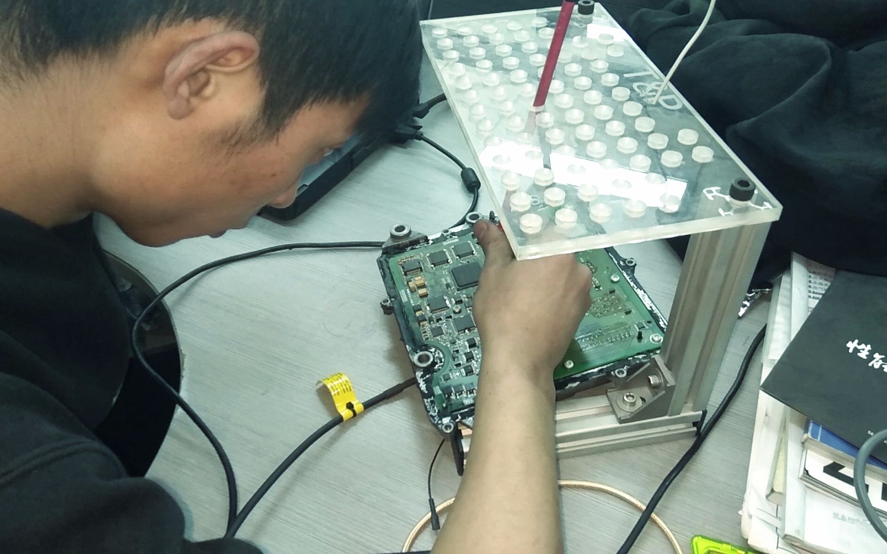 宝马X6刷ECU特调程序,居然这么复杂!车主看到估计会哭晕吧!