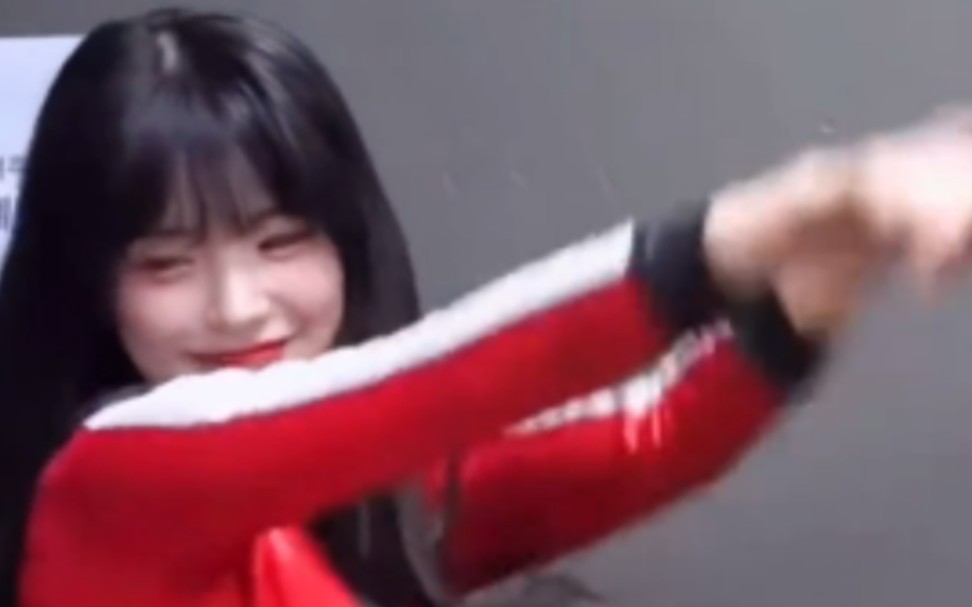 韩国世界杯啦啦队百变美女李多惠