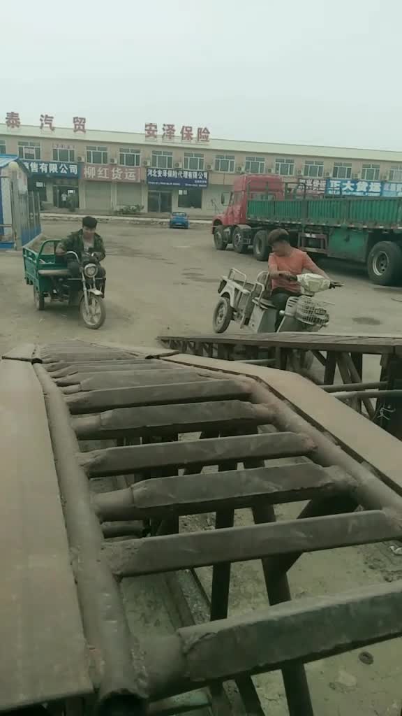 三轮车练单边桥