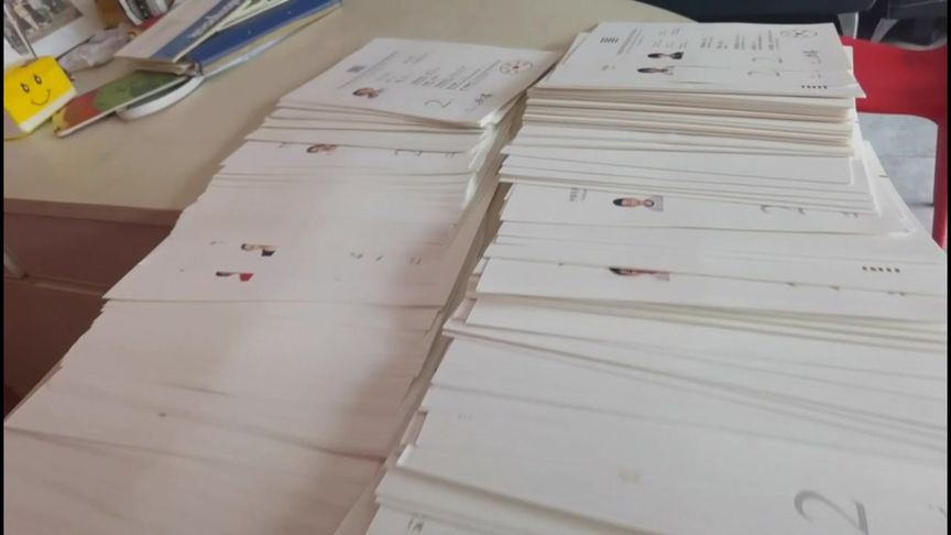 #少儿美术 孩子们,考级的证书到了,恭喜你们。加油!ߒ�ߒ