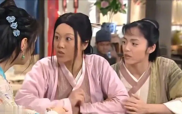 佟湘玉为保小贝安危,不惜牺牲手下,武林外传精彩片段