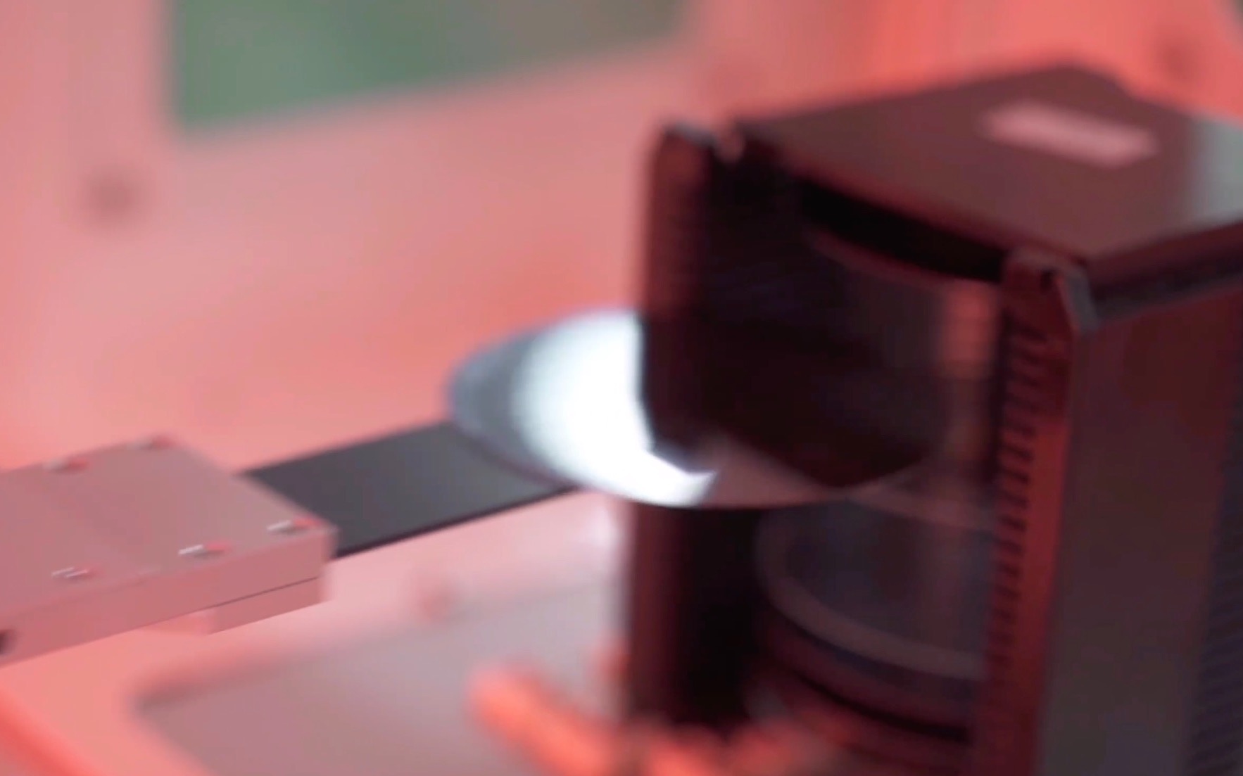 铂悦仪器-德国布鲁克全自动台阶仪Dektak XTL自动上下片晶圆检测