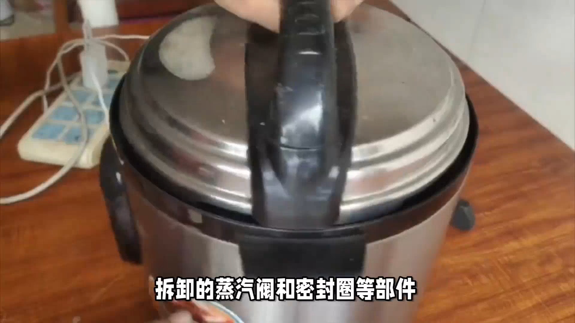 美的MY-S5879K电压力锅细节与特性揭秘,亲身体验