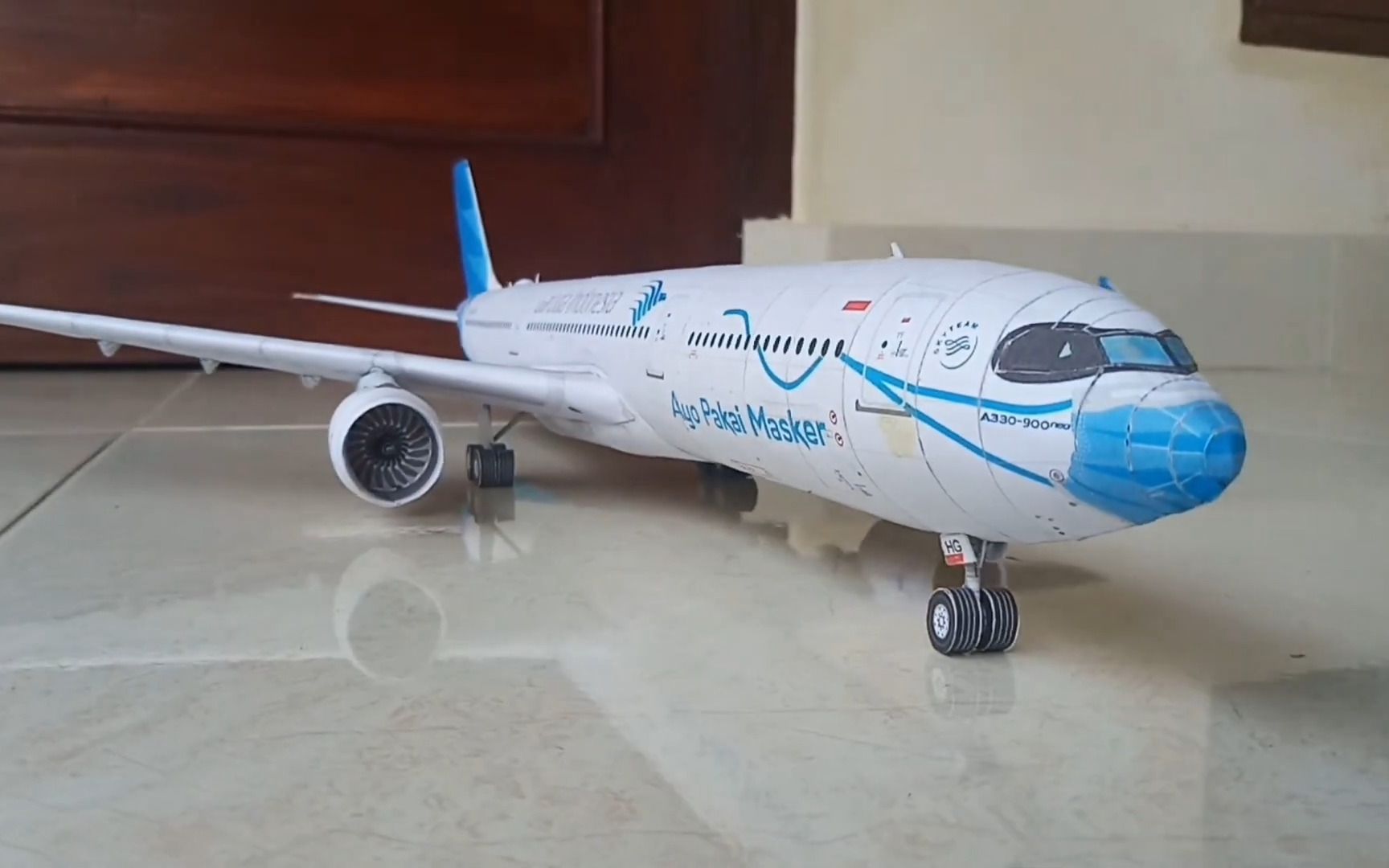 空客A330-900neo印尼鹰航纸模型制作