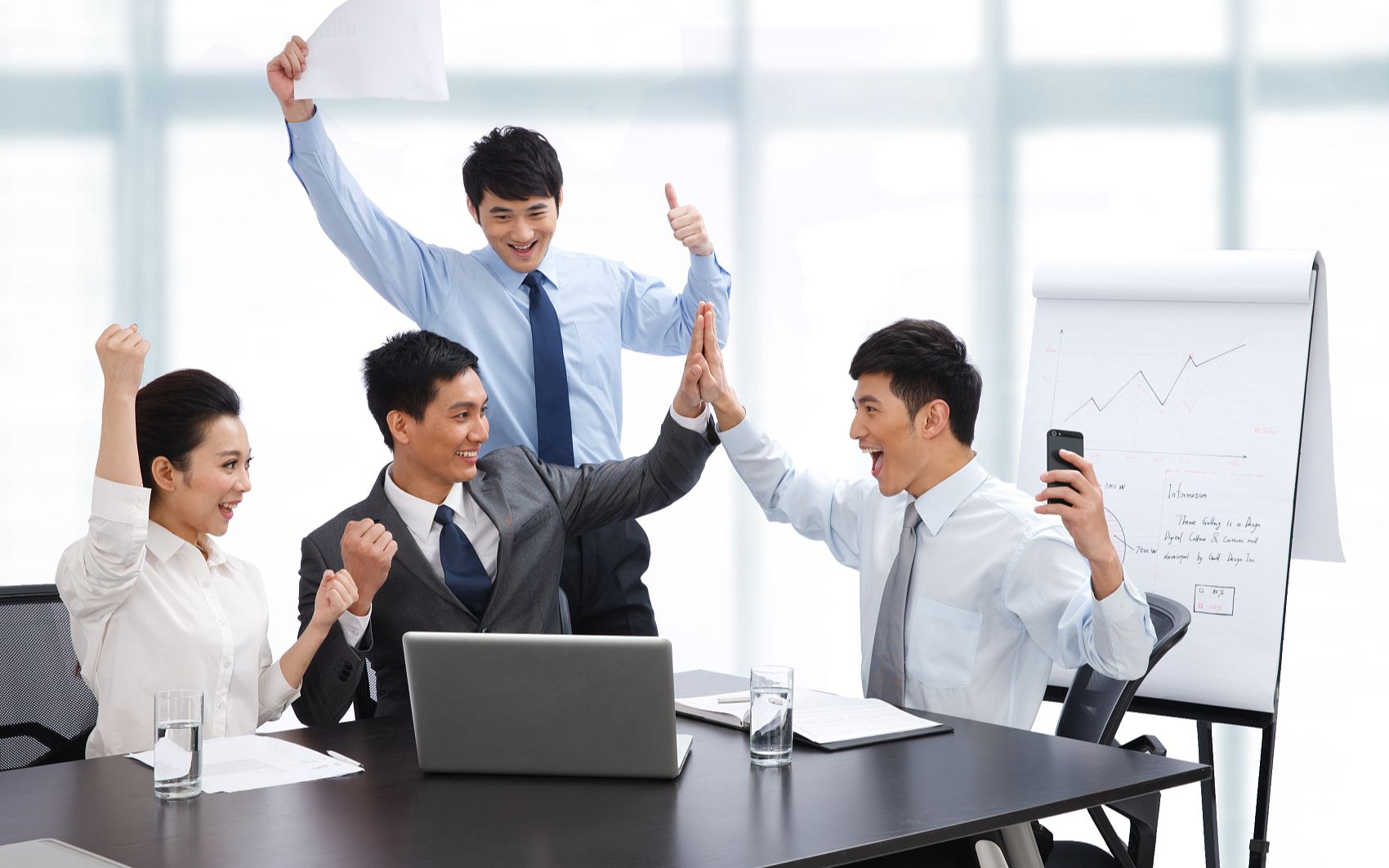 【家服派】上千家家政企业选择的服务平台,做家政我们是专业的!