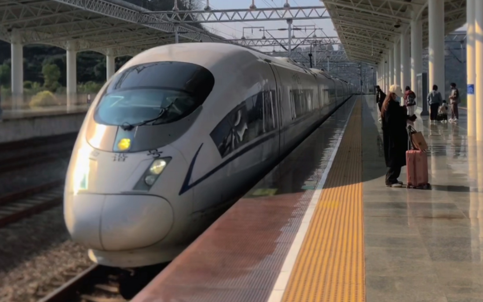 【库存】G198(平潭——北京南)CRH380BL进福鼎站2站台。