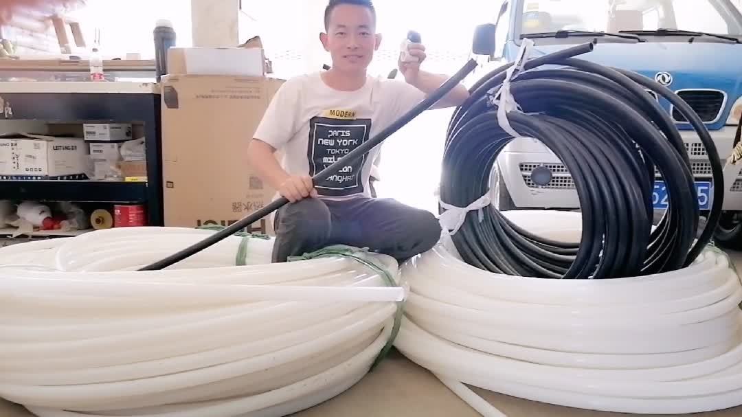 白色PVC管没直接怎么接PE管,水电张哥这样接永不漏水,值得收藏