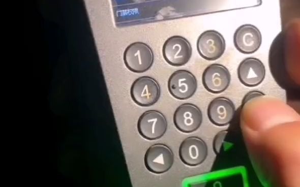 中控智慧ZKTeco强制性恢复出厂设置重置管理员操作视频