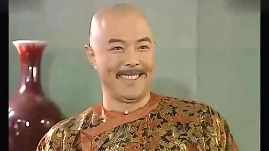 小燕子众人和皇上在南阳相见,皇上向他们道歉,接小燕子回宫