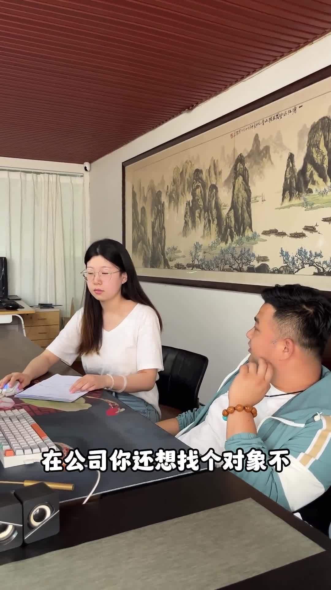 天天喊辞职 月月拿满勤!