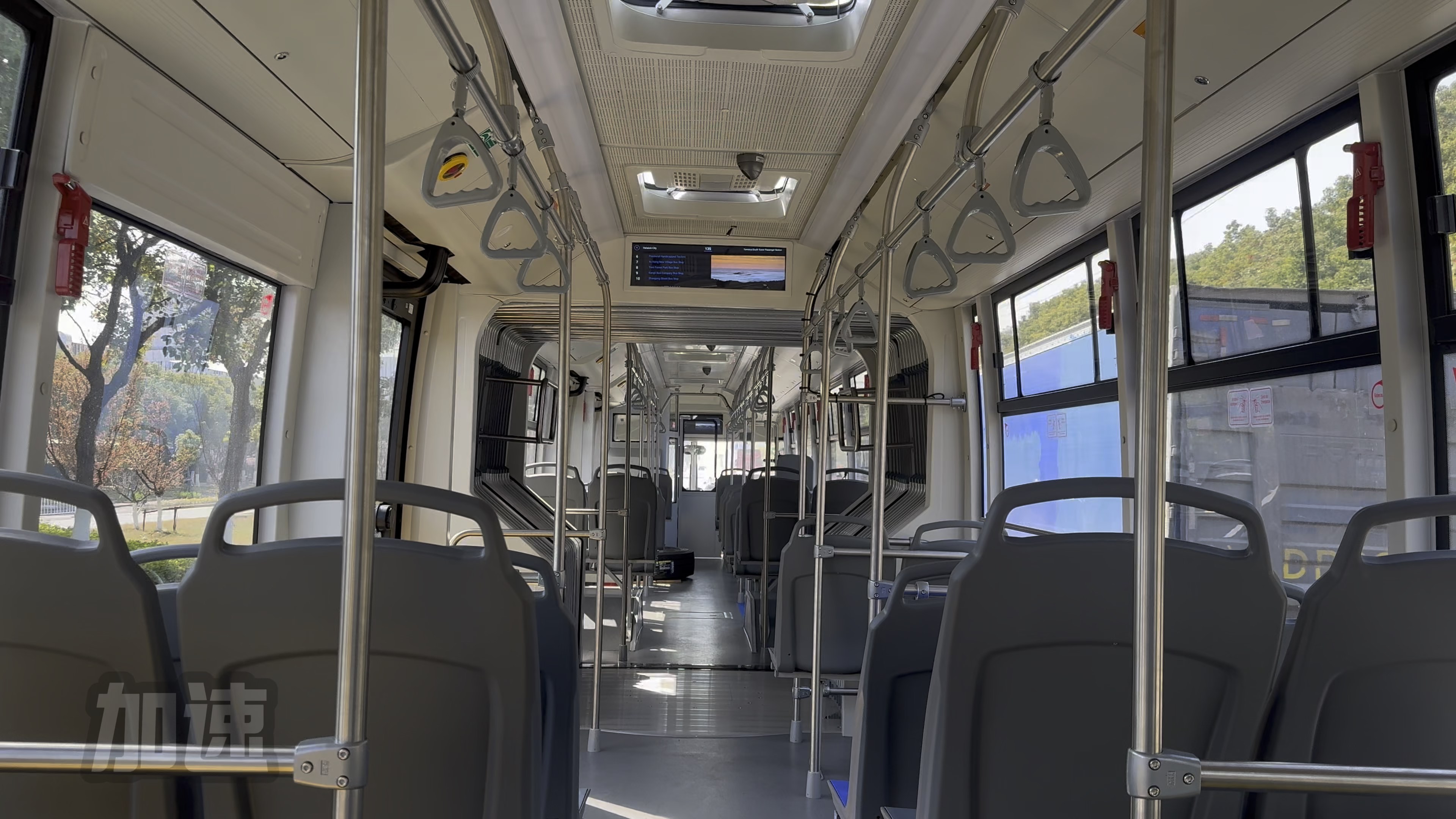 申沃客车海外版iEV18HF运行实录及登船视频