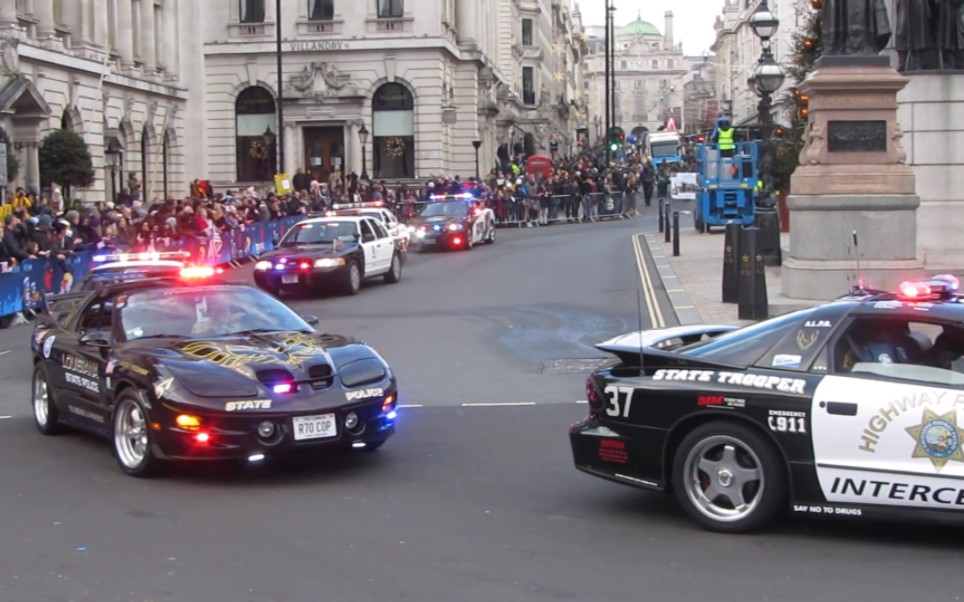 【街拍出警】美警爱好者 出现在2018年的伦敦新年游行活动(2018年...