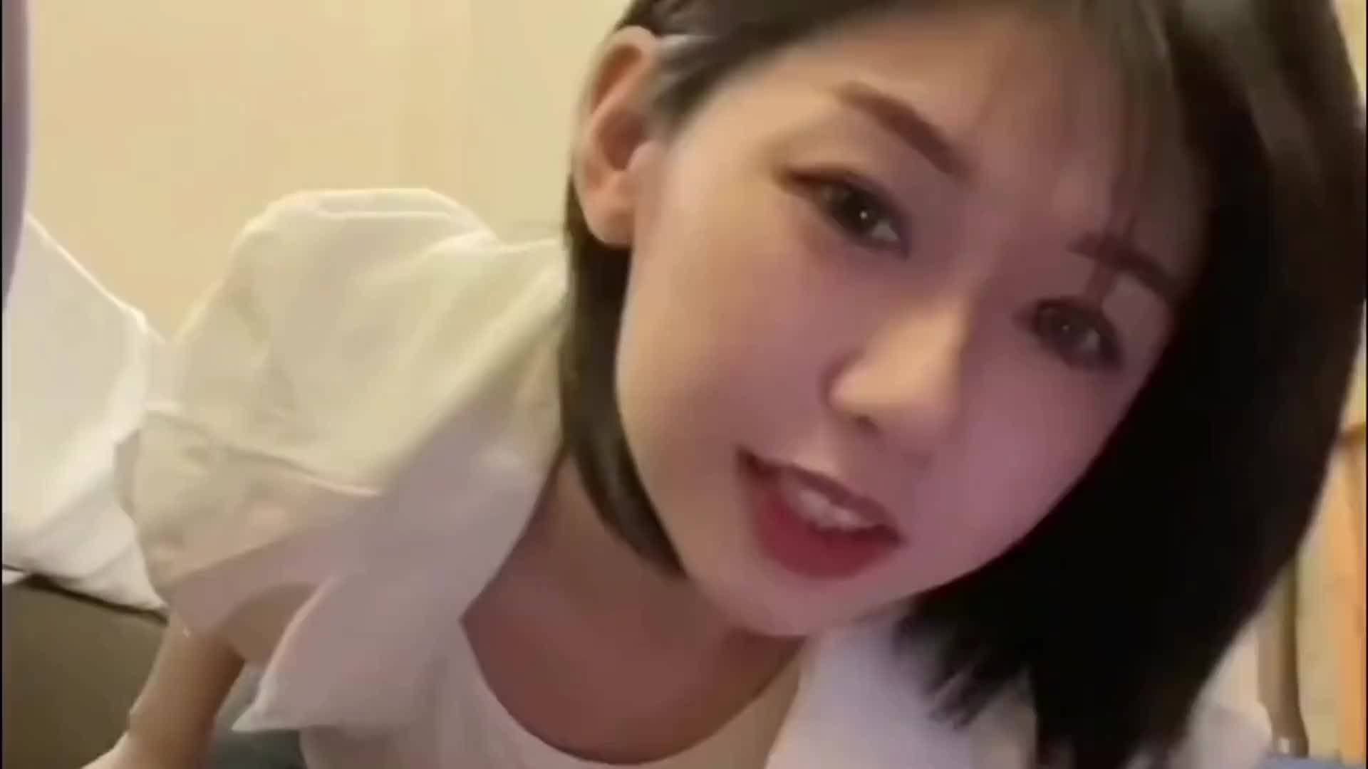 快艾特出你身边的细狗,让他滚过来看这个视频!
