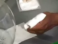如何处理小的割伤伤口和擦伤
