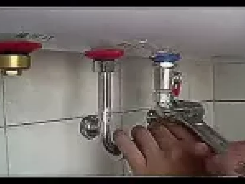 电热水器安装视频