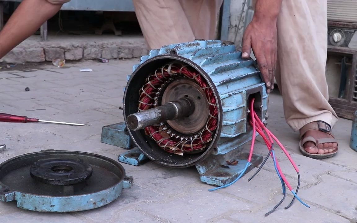 手工重绕线圈 维修一个高压 7.5 KW 电动机 电子绕组 硬核维修