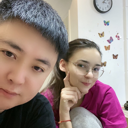 晨爸和缇娜和小莉娜 