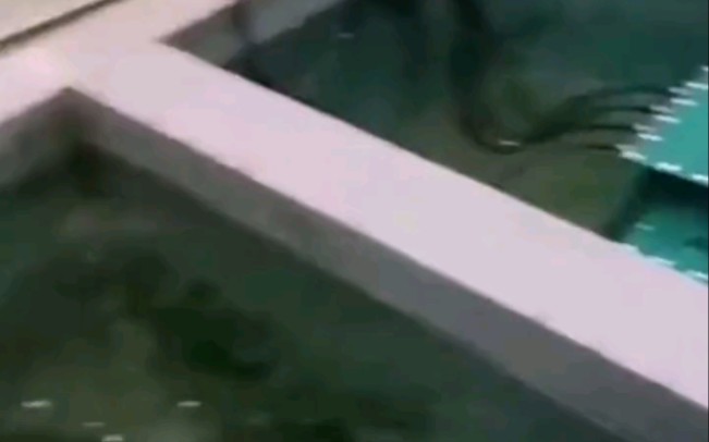地埋式变压器浸水实验,客户面前注水实验。