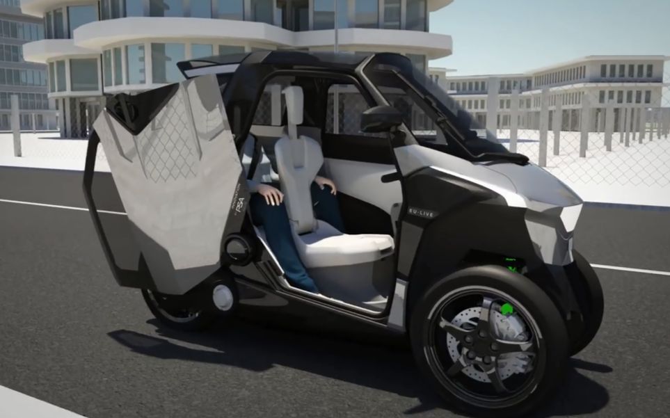 新结构混动车面市,再也用愁停车跟塞车了,高速路上怎么开都行