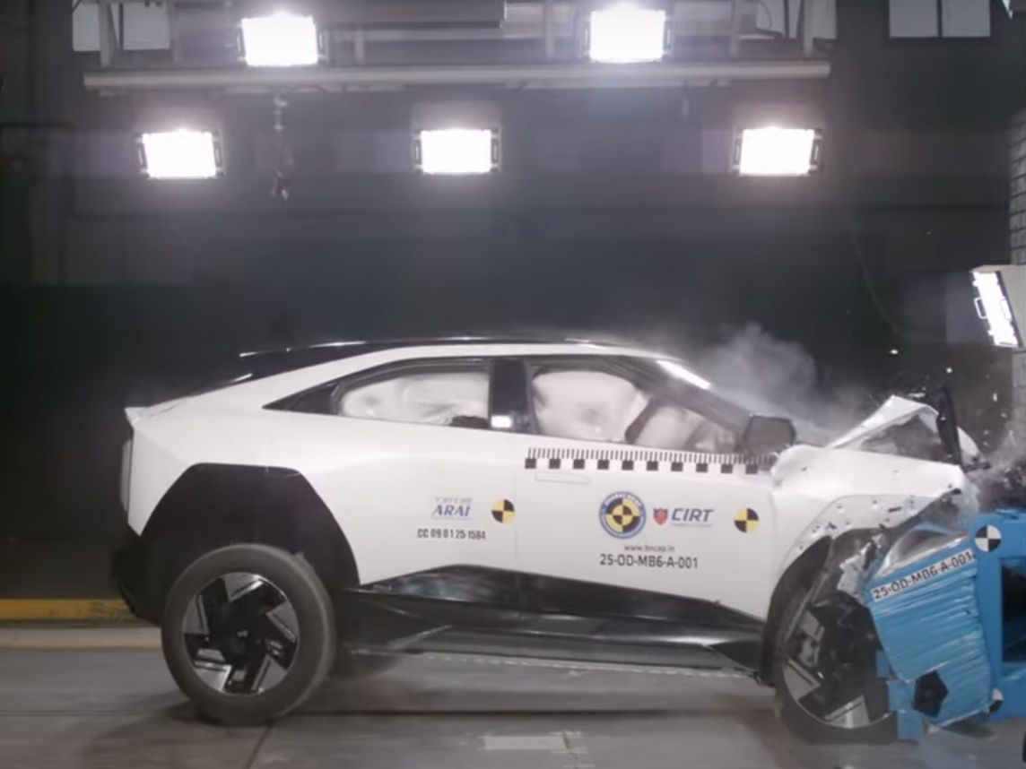 2025款马恒达BE6 B-NCAP碰撞测试