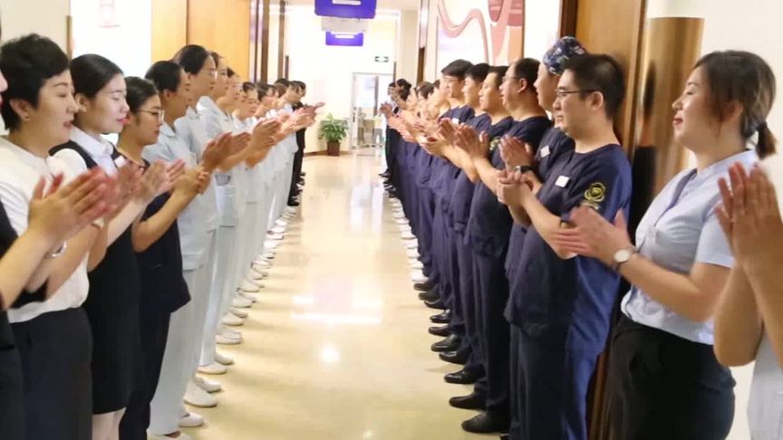 现在开个早会不容易,真的!太难了!#我怎么这么有品