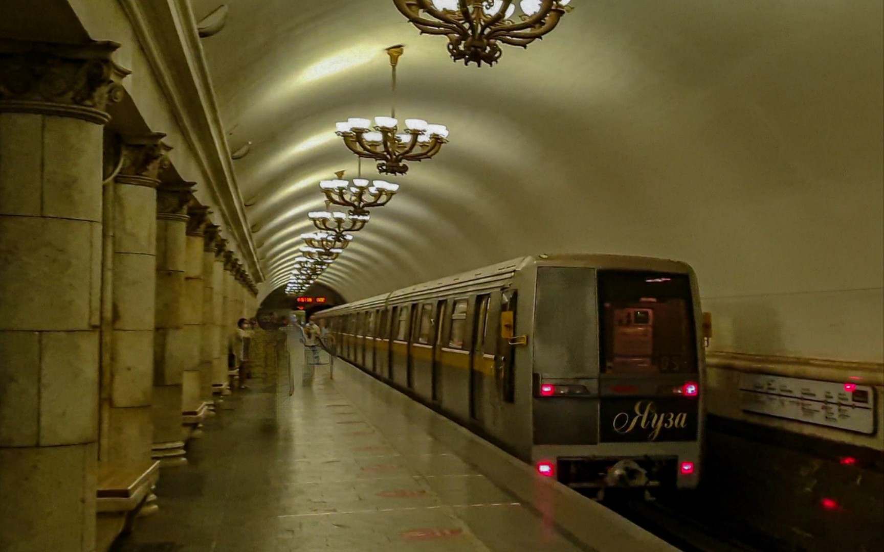 莫斯科地铁开通86周年列车巡礼:81-720/721(亚乌扎号)