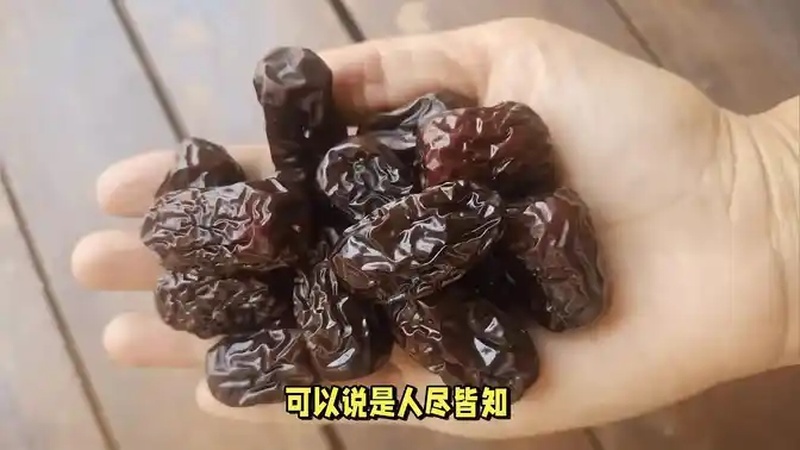 才知道,红枣要经过三蒸三晒,很多长寿老人都知道,好处可真多
