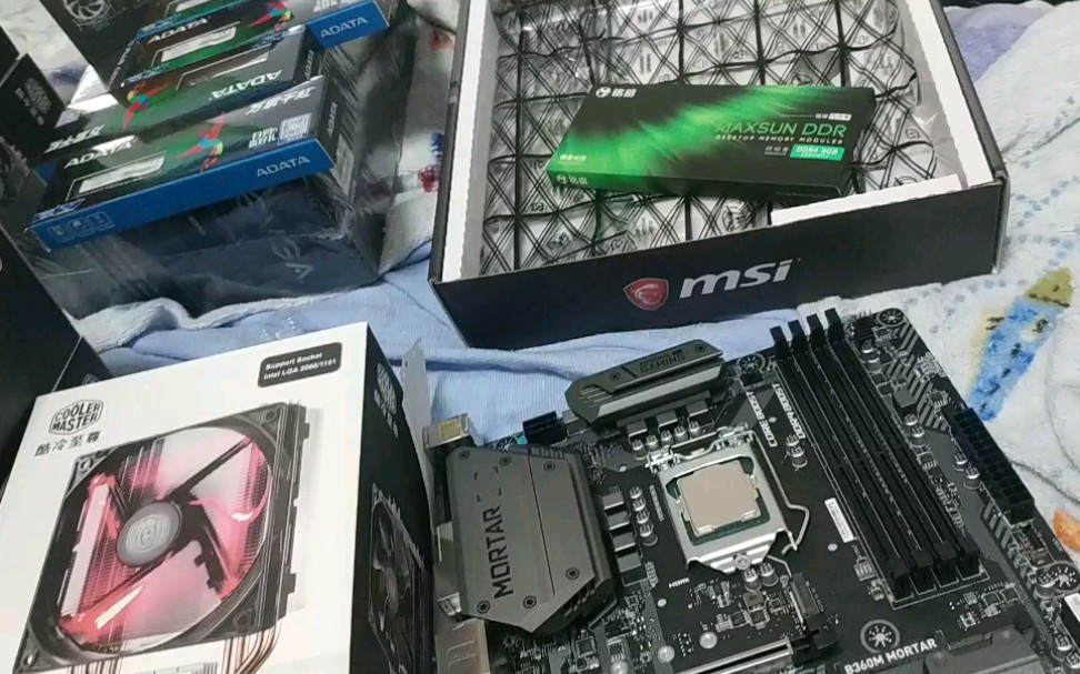 《晓峰装机》3950元装一台不缩水的电脑,跑分32万 i59400f/1660