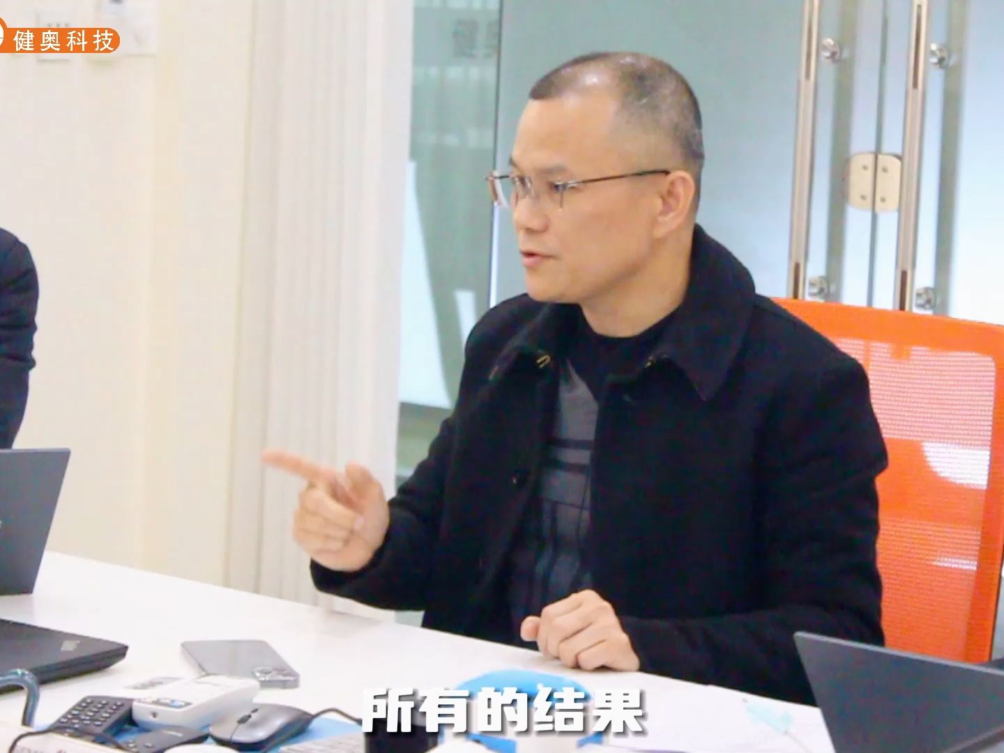 目标责任状签订仪式 见证团队的力量和承诺 燃起激情,责任在肩,描绘...