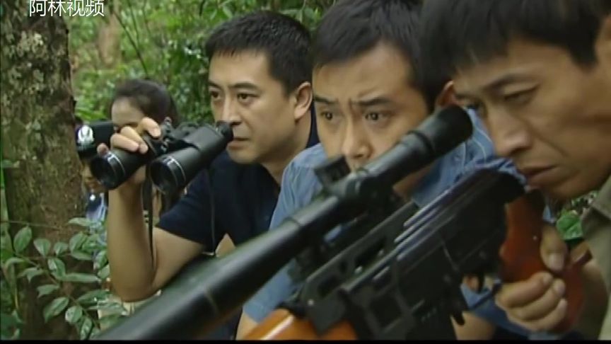 毒枭报复心理太强,想用10年把警察的女儿培养成毒贩,下一秒被捕